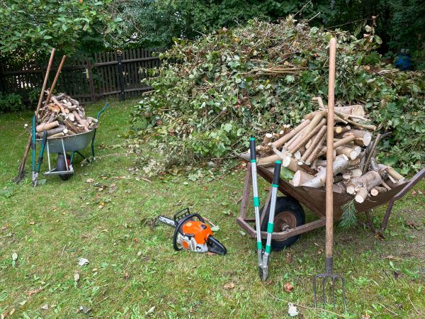 Get Exterior Debris Removal | Local Pros | Exterior Debris Removal Pros